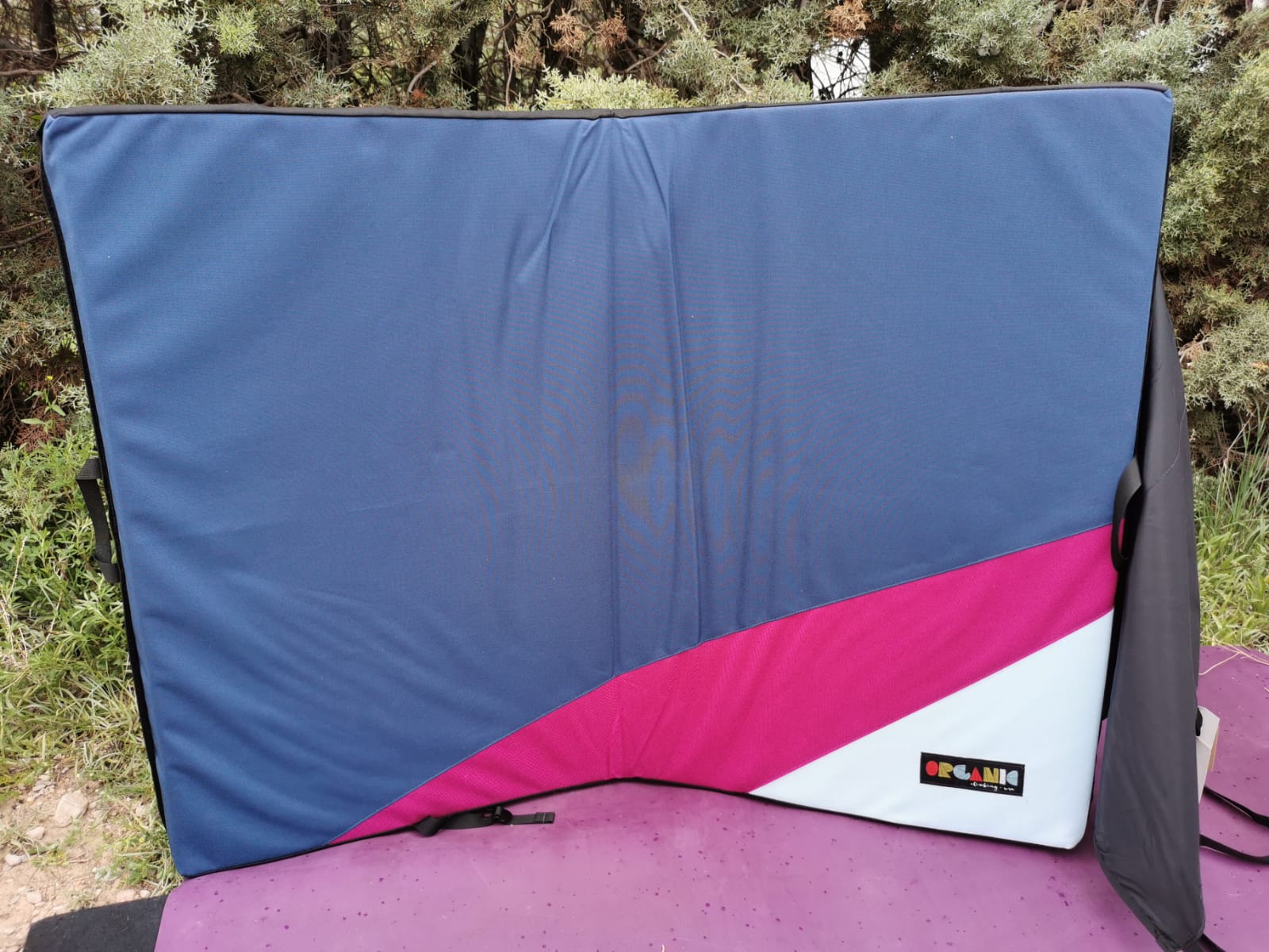 Crash Pad Rental & Albarracín Climbing